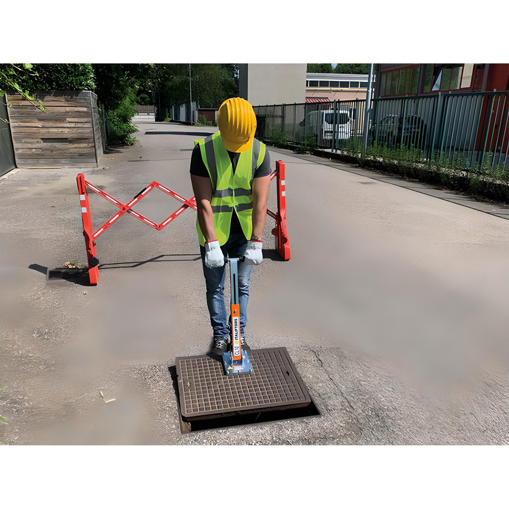 CL10 Magnet Manhole Lifter | For Sale - HTC