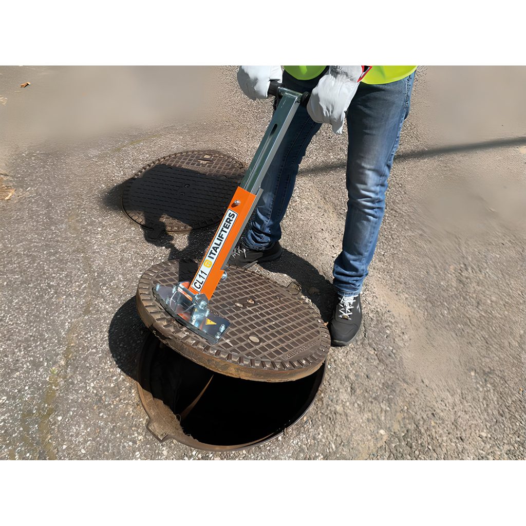 CL11 Curved Base Magnetic Manhole Lifter | For Sale - HTC