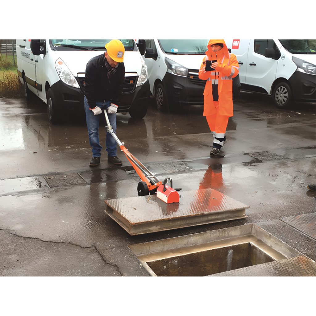 Hooks For The Mechanical Opening Of Manholes With Wheeled Levers APS90 ...